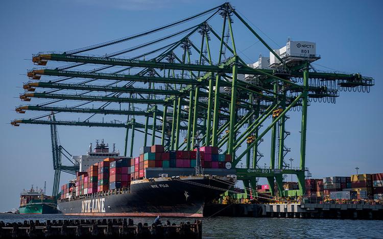 Ini Ketentuan PEB Ekspor BKP Berwujud dalam Perdirjen Pajak yang Baru